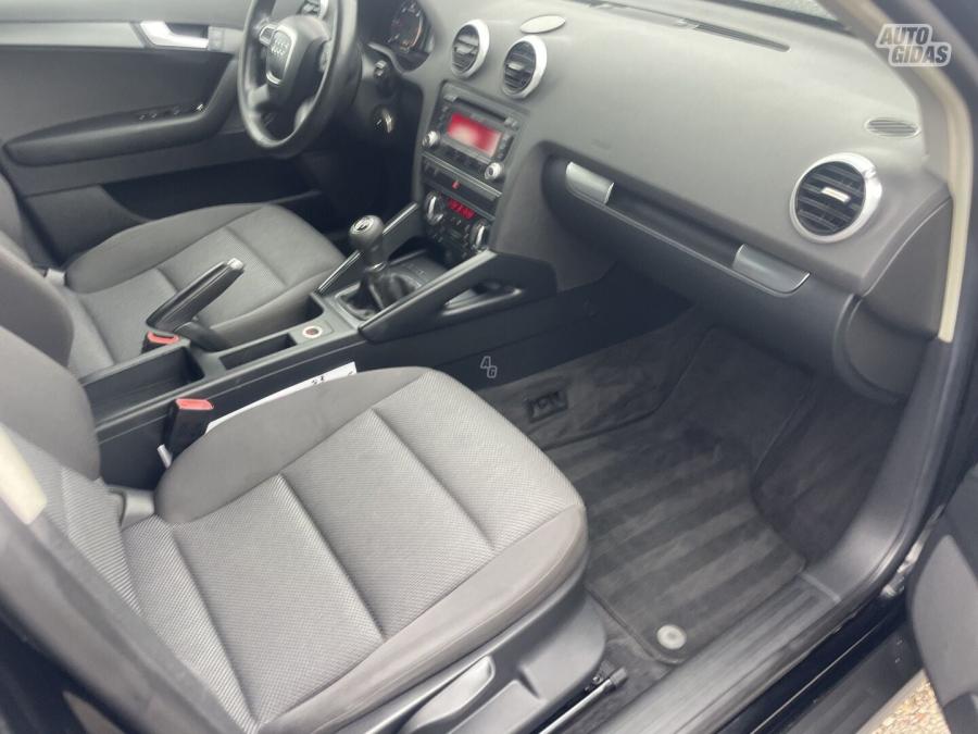 Melns Audi A3 2010 Kauņa, ar dzinēja tilpumu 1.60 L un nobraukumu 257 tūkst. km par 4500 €, foto 19 vietnē AUTOMOTO.COM.LV