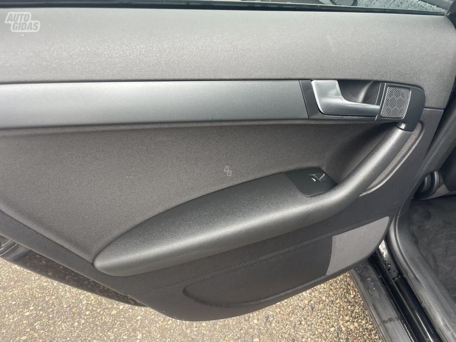 Melns Audi A3 2010 Kauņa, ar dzinēja tilpumu 1.60 L un nobraukumu 257 tūkst. km par 4500 €, foto 21 vietnē AUTOMOTO.COM.LV