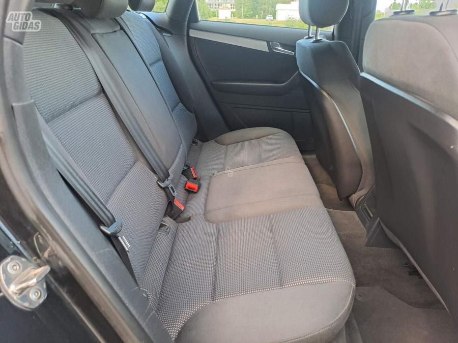 Melns Audi A3 2010 Telšiai, ar dzinēja tilpumu 1.60 L un nobraukumu 333 tūkst. km par 4150 €, foto 12 vietnē AUTOMOTO.COM.LV