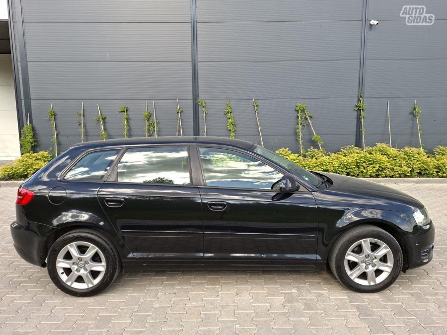 Black Audi A3 2010 in Vilnius, with an engine capacity of 1.40 L and mileage of 216 thousand km for 5050 €, photo 6 on AUTOMOTO.COM.LV
