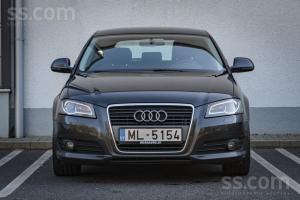 Black Audi A3 2010 in Riga, with an engine capacity of 2.00 L and mileage of 287 thousand km for 4550 €, photo 3 on AUTOMOTO.COM.LV
