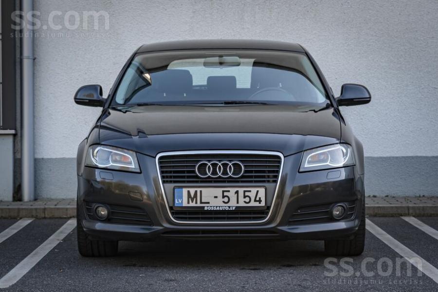 Black Audi A3 2010 in Riga, with an engine capacity of 2.00 L and mileage of 287 thousand km for 4550 €, photo 3 on AUTOMOTO.COM.LV