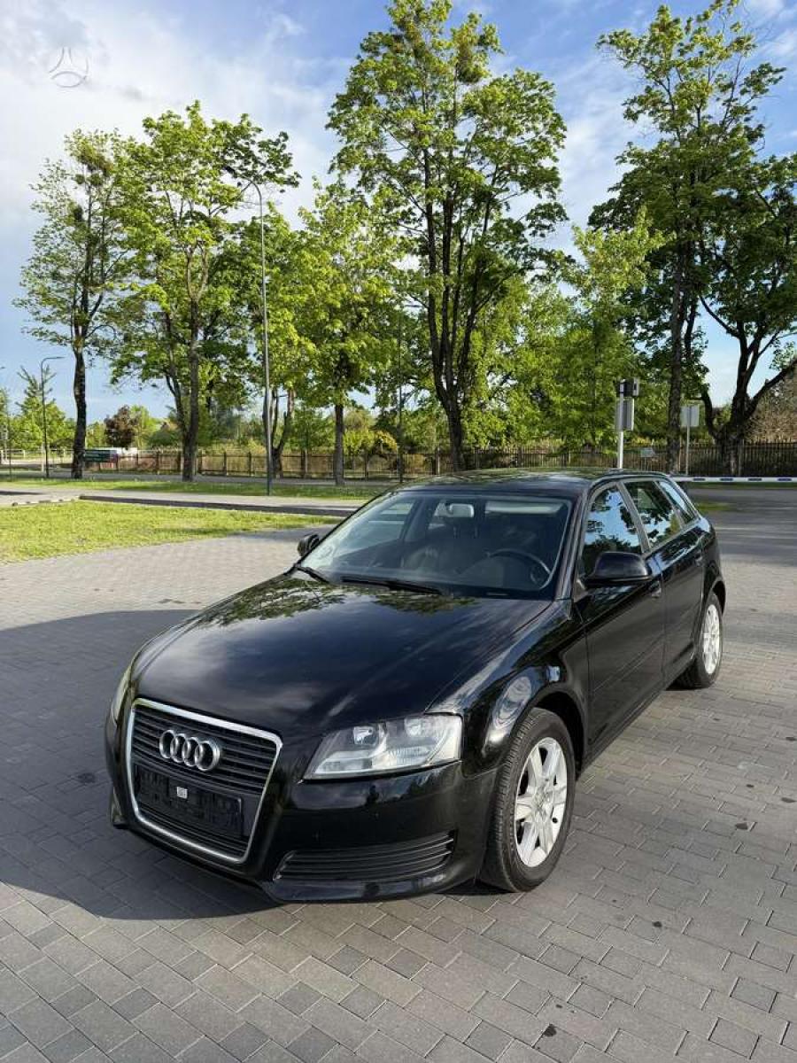 Black Audi A3 2010 in Kaunas, with an engine capacity of 2.00 L and mileage of 275 thousand km for 3550 €, photo 4 on AUTOMOTO.COM.LV