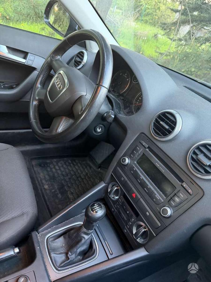 Black Audi A3 2010 in Kaunas, with an engine capacity of 2.00 L and mileage of 275 thousand km for 3550 €, photo 15 on AUTOMOTO.COM.LV