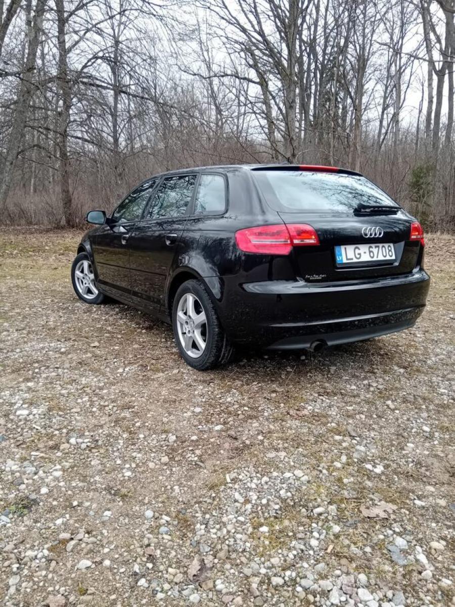 Melns Audi A3 2010 Tukums, ar dzinēja tilpumu 1.60 L un nobraukumu 340 tūkst. km par 3790 €, foto 3 vietnē AUTOMOTO.COM.LV