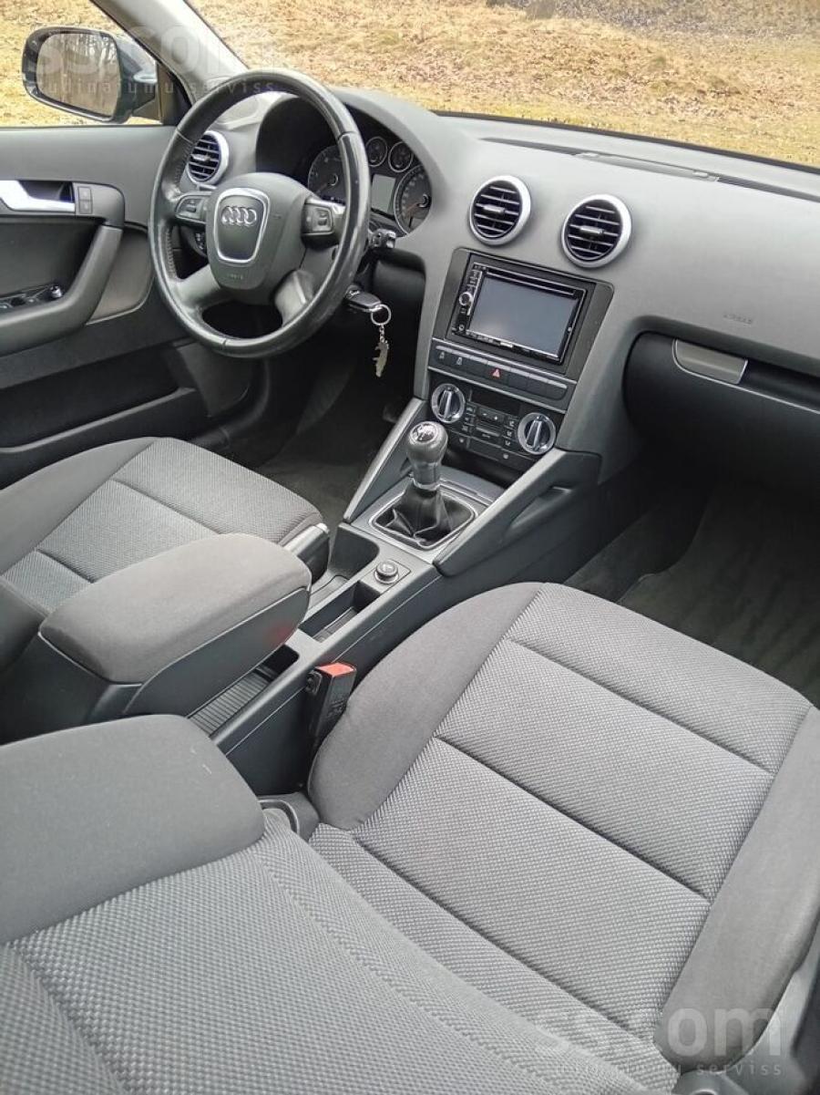 Melns Audi A3 2010 Tukums, ar dzinēja tilpumu 1.60 L un nobraukumu 340 tūkst. km par 3790 €, foto 7 vietnē AUTOMOTO.COM.LV