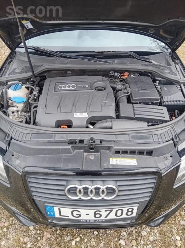 Black Audi A3 2010 in Tukums, with an engine capacity of 1.60 L and mileage of 340 thousand km for 3790 €, photo 8 on AUTOMOTO.COM.LV