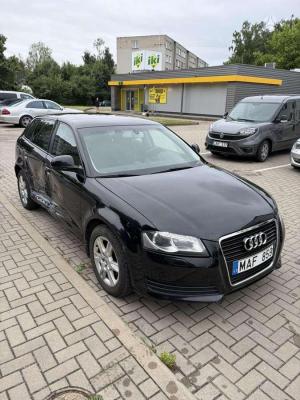 Black Audi A3 2010 in Kaunas, with an engine capacity of 1.60 L and mileage of 219 thousand km for 2400 €, photo 7 on AUTOMOTO.COM.LV