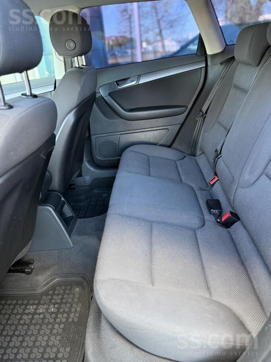 Melns Audi A3 2010 Liepāja, ar dzinēja tilpumu 1.60 L un nobraukumu 340 tūkst. km par 3800 €, foto 12 vietnē AUTOMOTO.COM.LV
