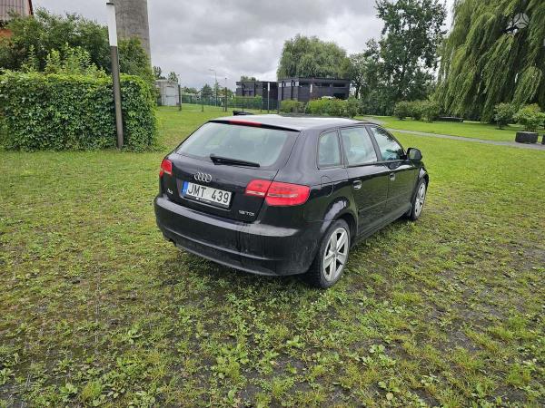 Melns Audi A3 2010 Kauņa, ar dzinēja tilpumu 1.60 L un nobraukumu 380 tūkst. km par 3500 €, foto 3 vietnē AUTOMOTO.COM.LV