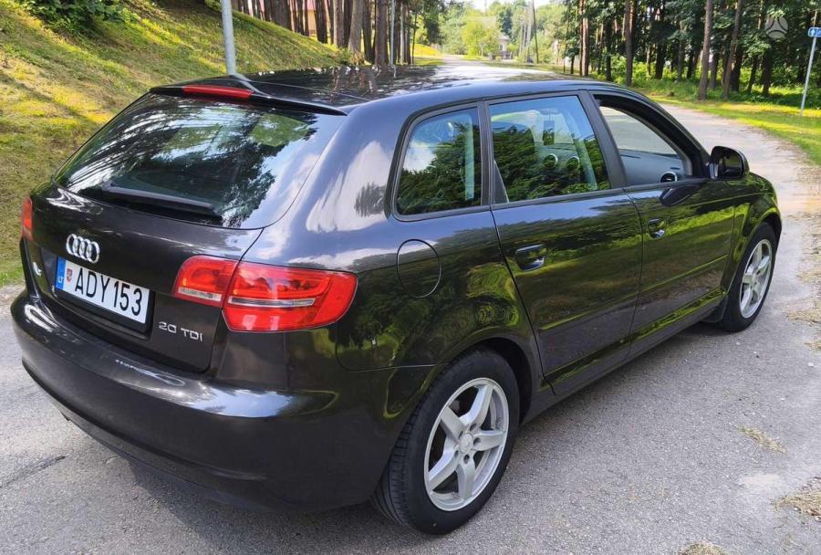 Black Audi A3 2010 in Taurage, with an engine capacity of 2.00 L and mileage of 257 thousand km for 4500 €, photo 6 on AUTOMOTO.COM.LV