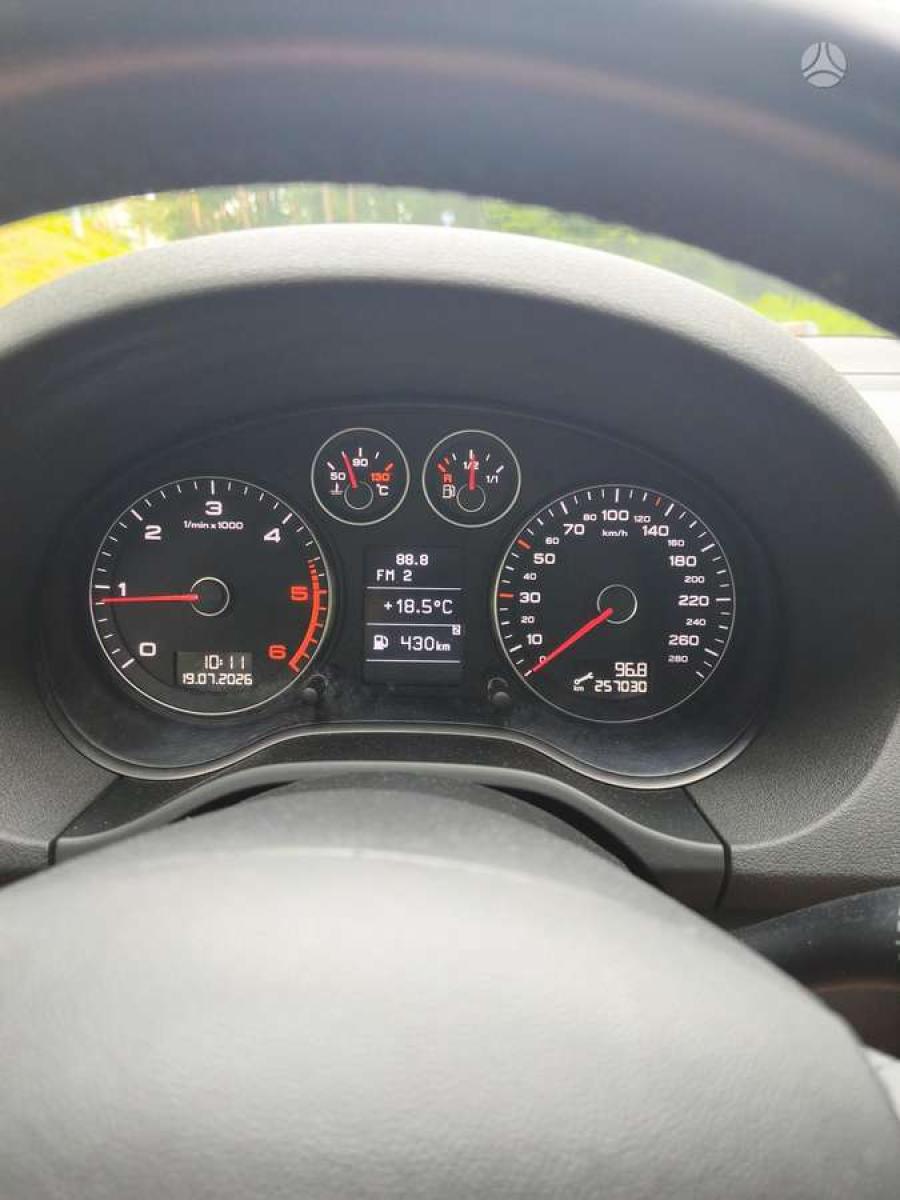 Black Audi A3 2010 in Taurage, with an engine capacity of 2.00 L and mileage of 257 thousand km for 4500 €, photo 12 on AUTOMOTO.COM.LV