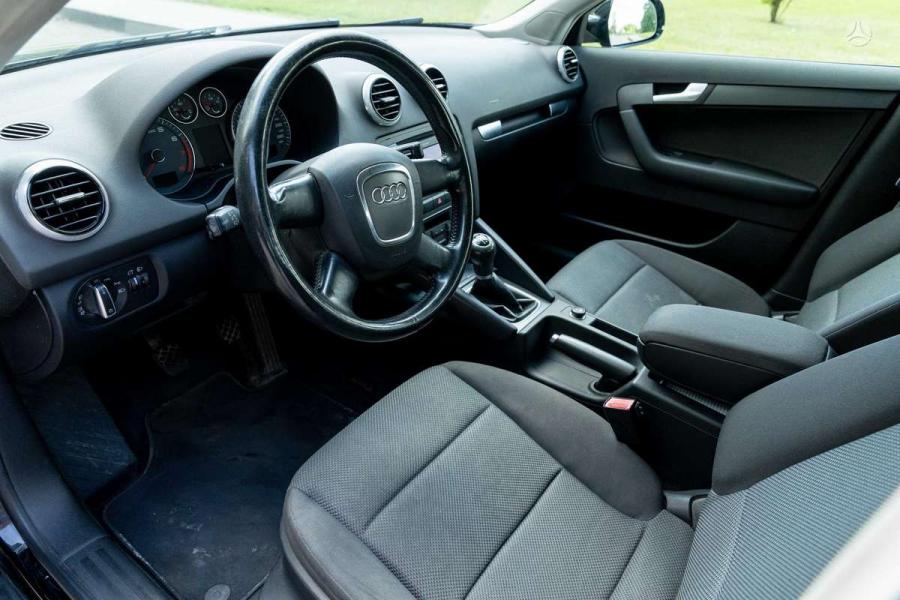Melns Audi A3 2010 Vievis, ar dzinēja tilpumu 1.80 L un nobraukumu 219 tūkst. km par 1500 €, foto 7 vietnē AUTOMOTO.COM.LV