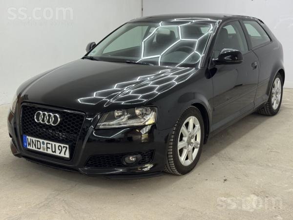 Melns Audi A3 2010 Rēzekne, ar dzinēja tilpumu 1.60 L un nobraukumu 275 tūkst. km par 4000 €, foto 3 vietnē AUTOMOTO.COM.LV