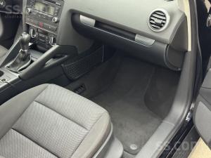 Black Audi A3 2010 in Rezekne, with an engine capacity of 1.60 L and mileage of 275 thousand km for 4000 €, photo 9 on AUTOMOTO.COM.LV