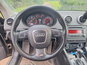 Black Audi A3 2010 in Liepaja, with an engine capacity of 1.60 L and mileage of 230 thousand km for 4000 €, photo 4 on AUTOMOTO.COM.LV