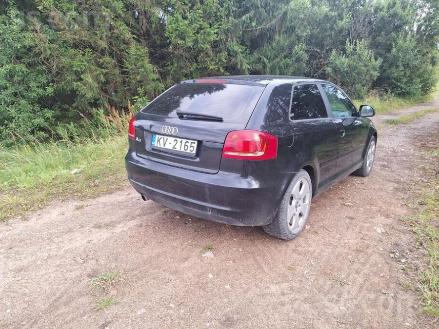 Black Audi A3 2010 in Liepaja, with an engine capacity of 1.60 L and mileage of 230 thousand km for 4000 €, photo 5 on AUTOMOTO.COM.LV