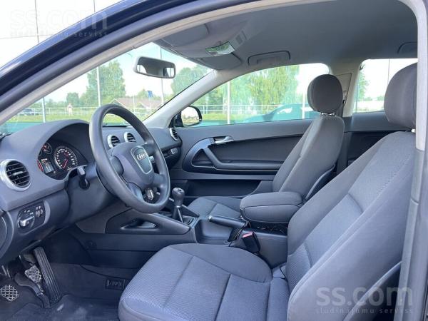 Black Audi A3 2010 in Rezekne, with an engine capacity of 1.60 L and mileage of 275 thousand km for 4590 €, photo 8 on AUTOMOTO.COM.LV