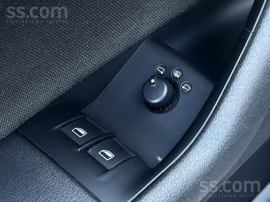 Melns Audi A3 2010 Rēzekne, ar dzinēja tilpumu 1.60 L un nobraukumu 275 tūkst. km par 4590 €, foto 15 vietnē AUTOMOTO.COM.LV