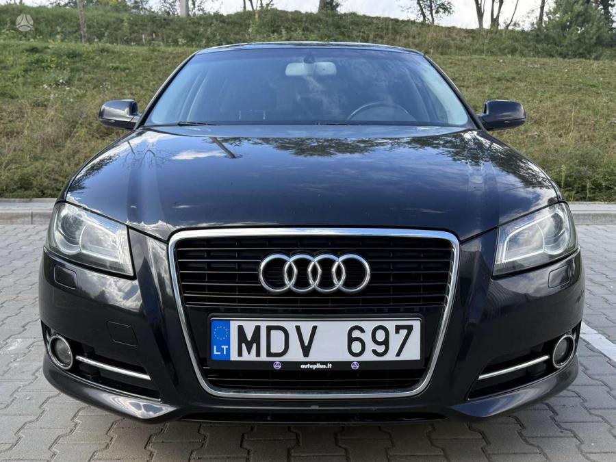 Black Audi A3 2010 in Vilnius, with an engine capacity of 1.60 L and mileage of 321 thousand km for 3500 €, photo 3 on AUTOMOTO.COM.LV