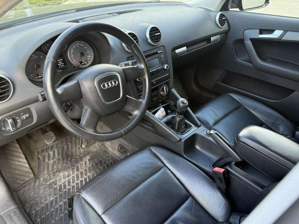 Melns Audi A3 2010 Viļņa, ar dzinēja tilpumu 1.60 L un nobraukumu 321 tūkst. km par 3500 €, foto 8 vietnē AUTOMOTO.COM.LV