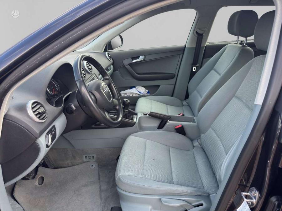 Melns Audi A3 2010 Kauņa, ar dzinēja tilpumu 1.40 L un nobraukumu 262 tūkst. km par 4990 €, foto 10 vietnē AUTOMOTO.COM.LV