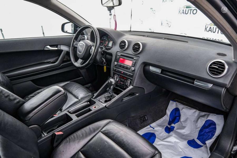 Black Audi A3 2010 in Kaunas, with an engine capacity of 1.60 L and mileage of 205 thousand km for 4790 €, photo 11 on AUTOMOTO.COM.LV