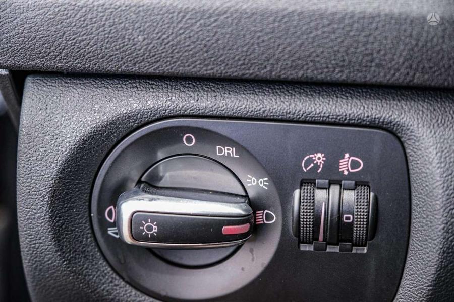 Black Audi A3 2010 in Kaunas, with an engine capacity of 1.60 L and mileage of 205 thousand km for 4790 €, photo 13 on AUTOMOTO.COM.LV