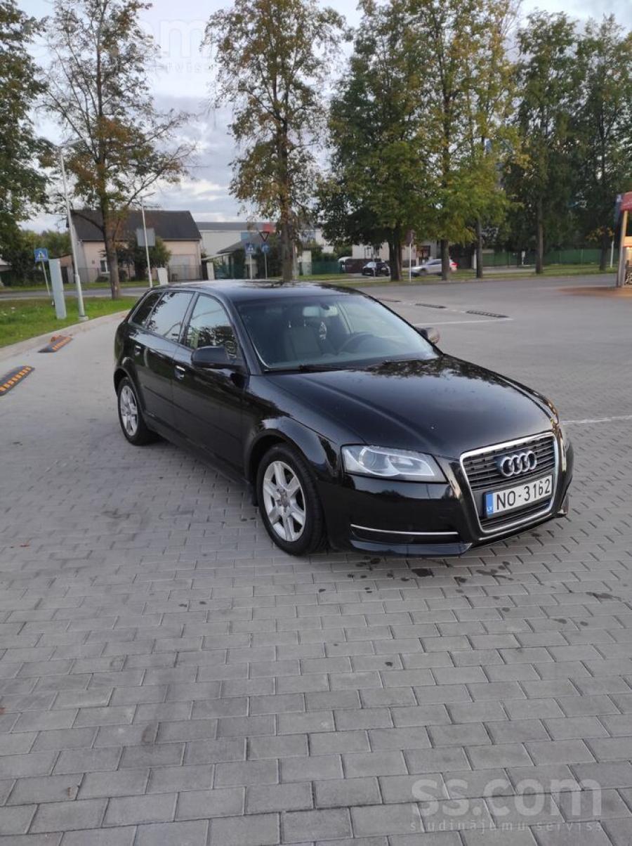 Black Audi A3 2010 in Jelgava, with an engine capacity of 1.60 L and mileage of 340 thousand km for 3800 €, photo 1 on AUTOMOTO.COM.LV