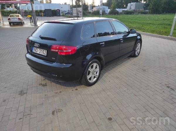 Черный Ауди А3 2010 в Елгава, объемом двигателя 1.60 л и пробегом 340 тыс. км за 3800 €, фото 5 на AUTOMOTO.COM.LV
