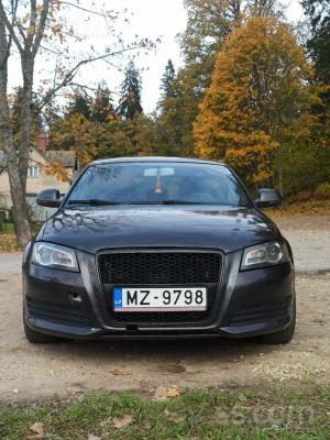 Black Audi A3 2010 in Aluksne, with an engine capacity of 1.60 L and mileage of 281 thousand km for 3500 €, photo 3 on AUTOMOTO.COM.LV