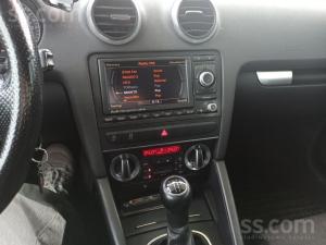 Black Audi A3 2010 in Aluksne, with an engine capacity of 1.60 L and mileage of 281 thousand km for 3500 €, photo 6 on AUTOMOTO.COM.LV