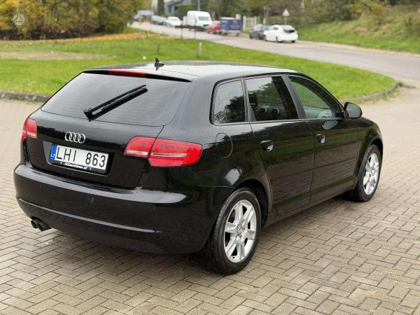 Audi A3 2010 Viļņa vietnē Melns Audi A3 2010 Viļņa, ar dzinēja tilpumu 1.90 L un nobraukumu 279 tūkst. km par 3900 €, foto 6 vietnē AUTOMOTO.COM.LV