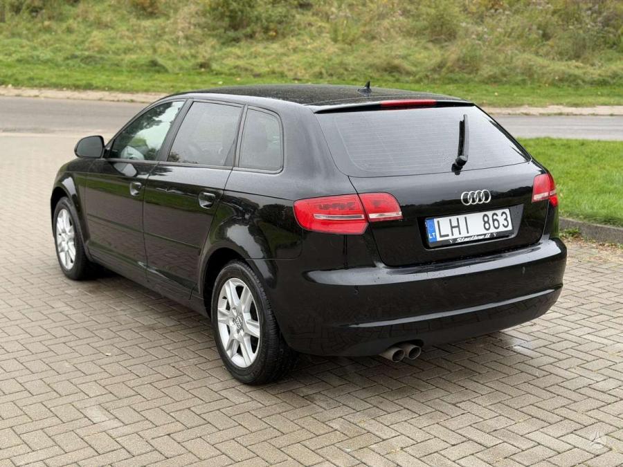Black Audi A3 2010 in Vilnius, with an engine capacity of 1.90 L and mileage of 279 thousand km for 3900 €, photo 8 on AUTOMOTO.COM.LV