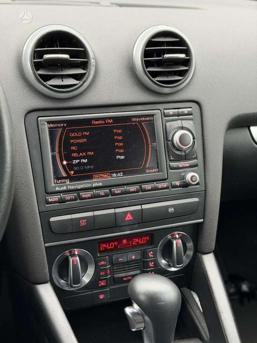 Black Audi A3 2010 in Vilnius, with an engine capacity of 1.90 L and mileage of 279 thousand km for 3900 €, photo 16 on AUTOMOTO.COM.LV