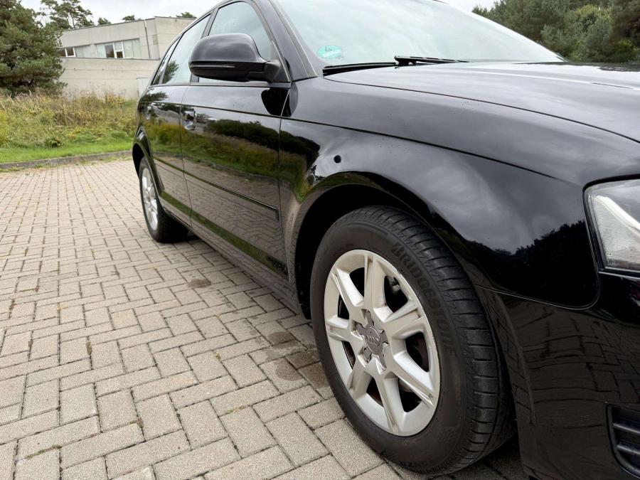 Black Audi A3 2010 in Vilnius, with an engine capacity of 0.00 L and mileage of 167 thousand km for 5000 €, photo 13 on AUTOMOTO.COM.LV