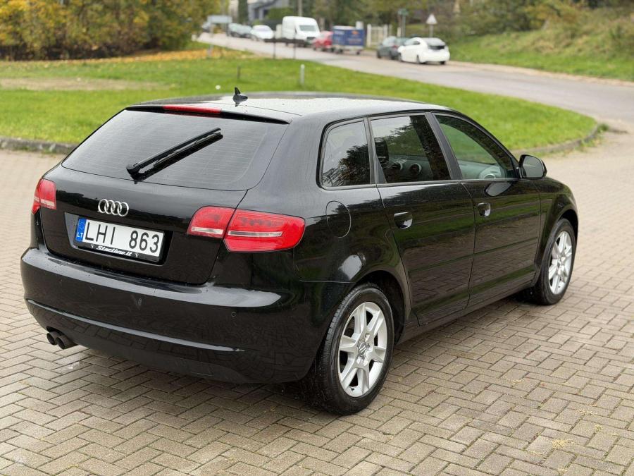 Black Audi A3 2010 in Vilnius, with an engine capacity of 1.90 L and mileage of 290 thousand km for 3800 €, photo 6 on AUTOMOTO.COM.LV