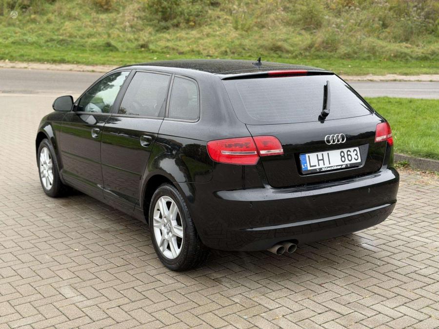 Black Audi A3 2010 in Vilnius, with an engine capacity of 1.90 L and mileage of 290 thousand km for 3800 €, photo 8 on AUTOMOTO.COM.LV