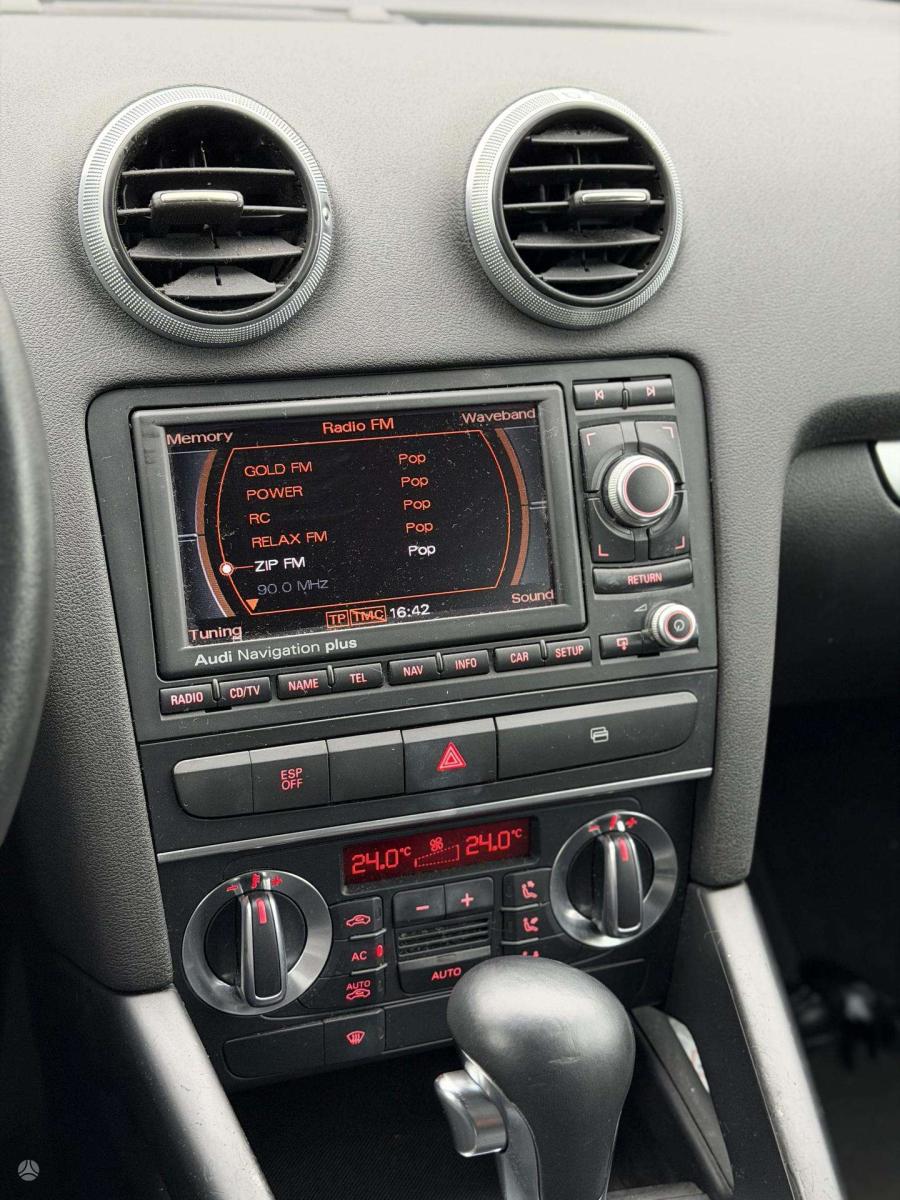 Black Audi A3 2010 in Vilnius, with an engine capacity of 1.90 L and mileage of 290 thousand km for 3800 €, photo 16 on AUTOMOTO.COM.LV