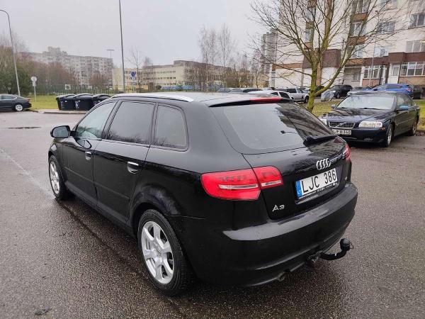 Black Audi A3 2011 in Vilnius, with an engine capacity of 1.60 L and mileage of 314 thousand km for 4250 €, photo 4 on AUTOMOTO.COM.LV