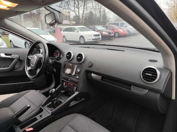 Black Audi A3 2011 in Vilnius, with an engine capacity of 1.60 L and mileage of 314 thousand km for 4250 €, photo 5 on AUTOMOTO.COM.LV