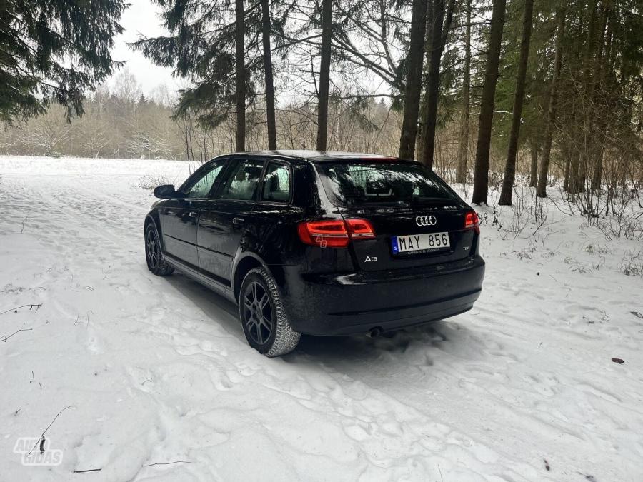 Melns Audi A3 2011 Šauļi, ar dzinēja tilpumu 1.60 L un nobraukumu 269 tūkst. km par 3600 €, foto 2 vietnē AUTOMOTO.COM.LV
