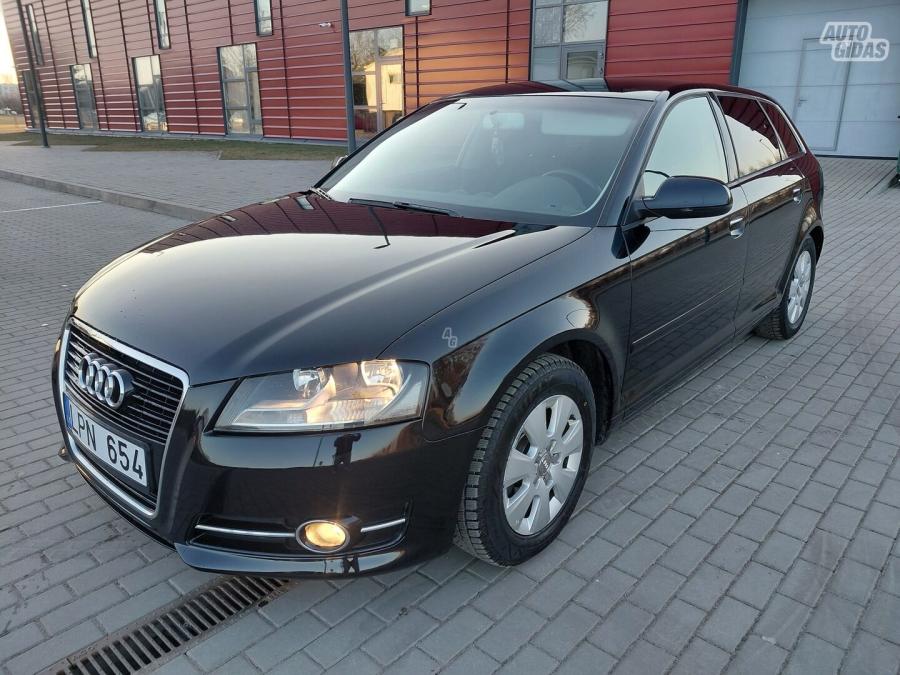 Melns Audi A3 2011 Vilkaviškis, ar dzinēja tilpumu 1.60 L un nobraukumu 363 tūkst. km par 4450 €, foto 1 vietnē AUTOMOTO.COM.LV