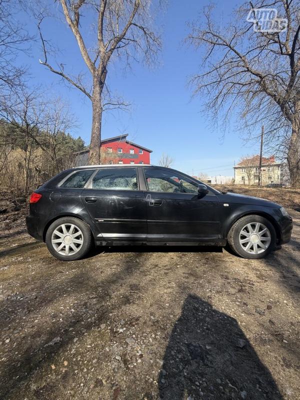 Black Audi A3 2011 in Vilnius, with an engine capacity of 2.00 L and mileage of 289 thousand km for 2600 €, photo 3 on AUTOMOTO.COM.LV