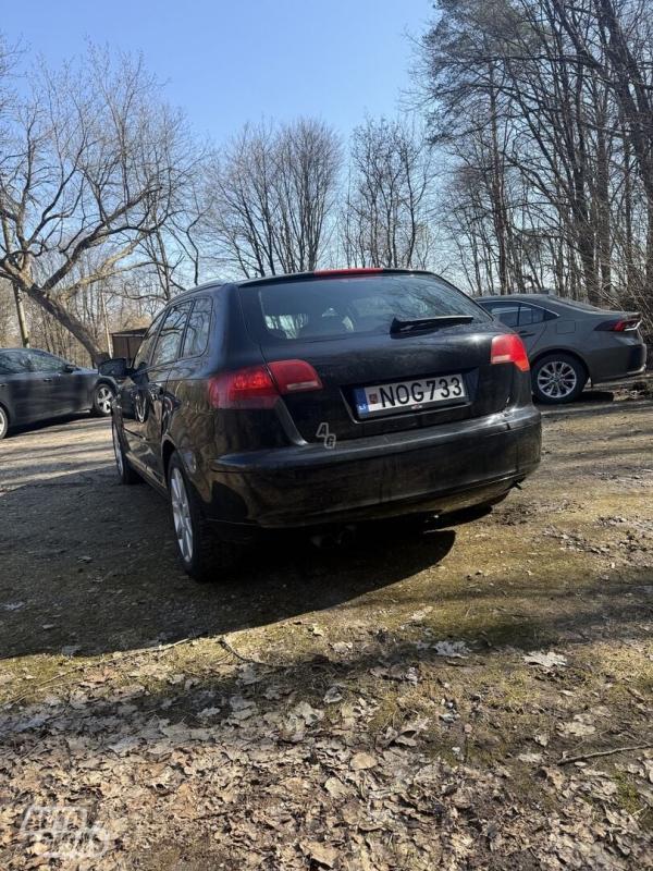 Black Audi A3 2011 in Vilnius, with an engine capacity of 2.00 L and mileage of 289 thousand km for 2600 €, photo 6 on AUTOMOTO.COM.LV