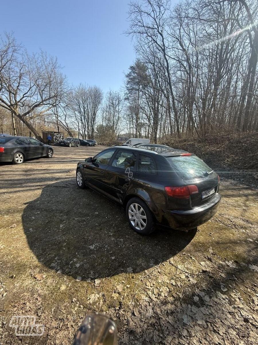 Black Audi A3 2011 in Vilnius, with an engine capacity of 2.00 L and mileage of 289 thousand km for 2600 €, photo 13 on AUTOMOTO.COM.LV