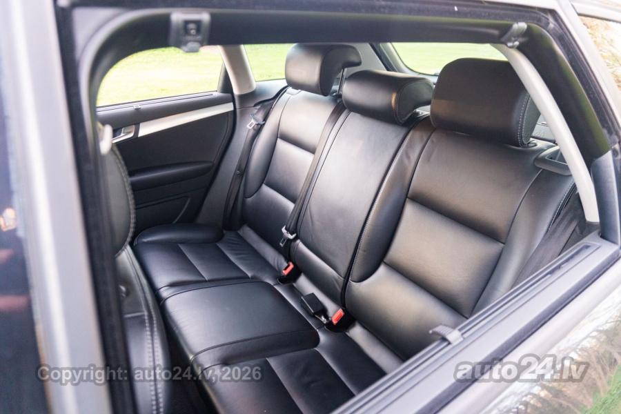 Black Audi A3 2011 in Tallinn, with an engine capacity of 1.60 L and mileage of 321 thousand km for 6990 €, photo 10 on AUTOMOTO.COM.LV