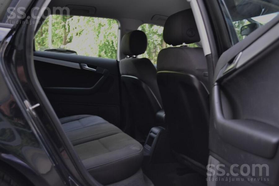 Black Audi A3 2011 in Jelgava, with an engine capacity of 1.20 L and mileage of 0 thousand km for 4990 €, photo 13 on AUTOMOTO.COM.LV