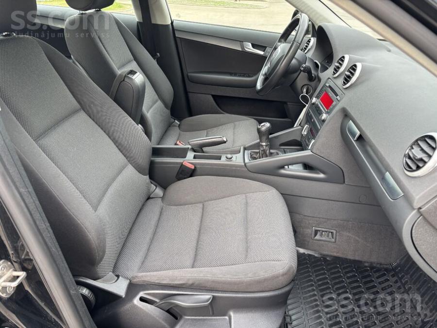 Melns Audi A3 2011 Ogre, ar dzinēja tilpumu 1.20 L un nobraukumu 242 tūkst. km par 5550 €, foto 12 vietnē AUTOMOTO.COM.LV