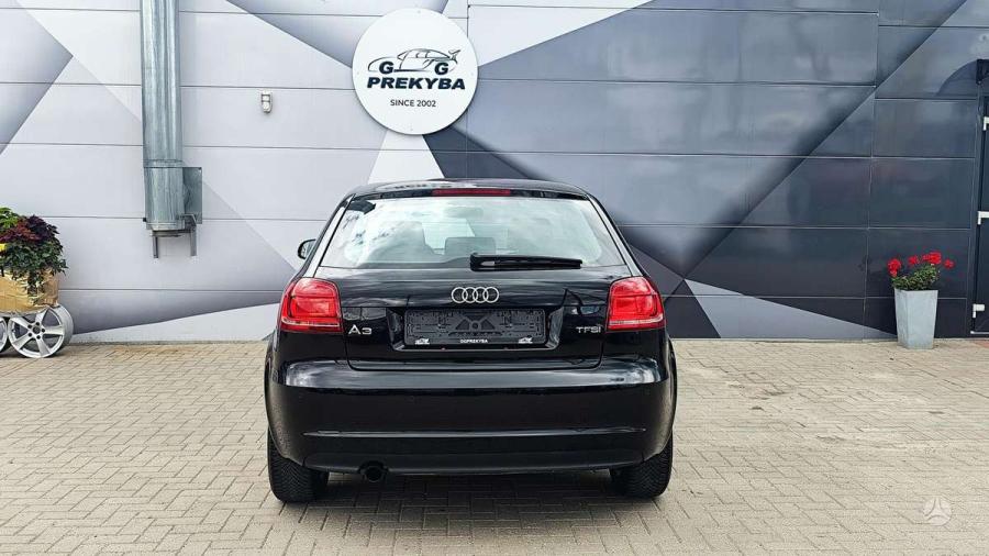 Black Audi A3 2011 in Kaunas, with an engine capacity of 1.20 L and mileage of 229 thousand km for 4450 €, photo 9 on AUTOMOTO.COM.LV